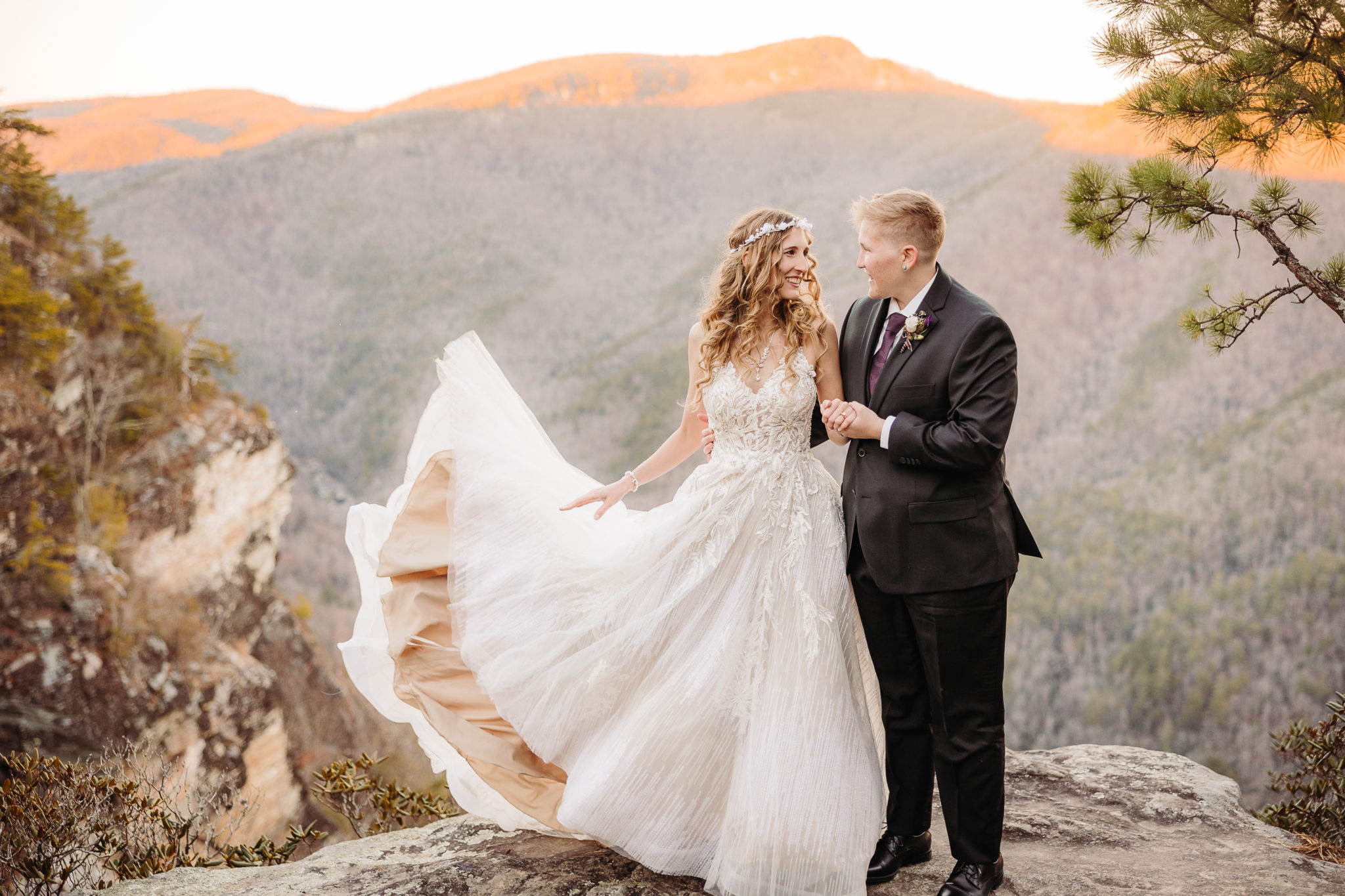 5 Reasons to have a Wiseman's View Elopement ~ Elope Outdoors