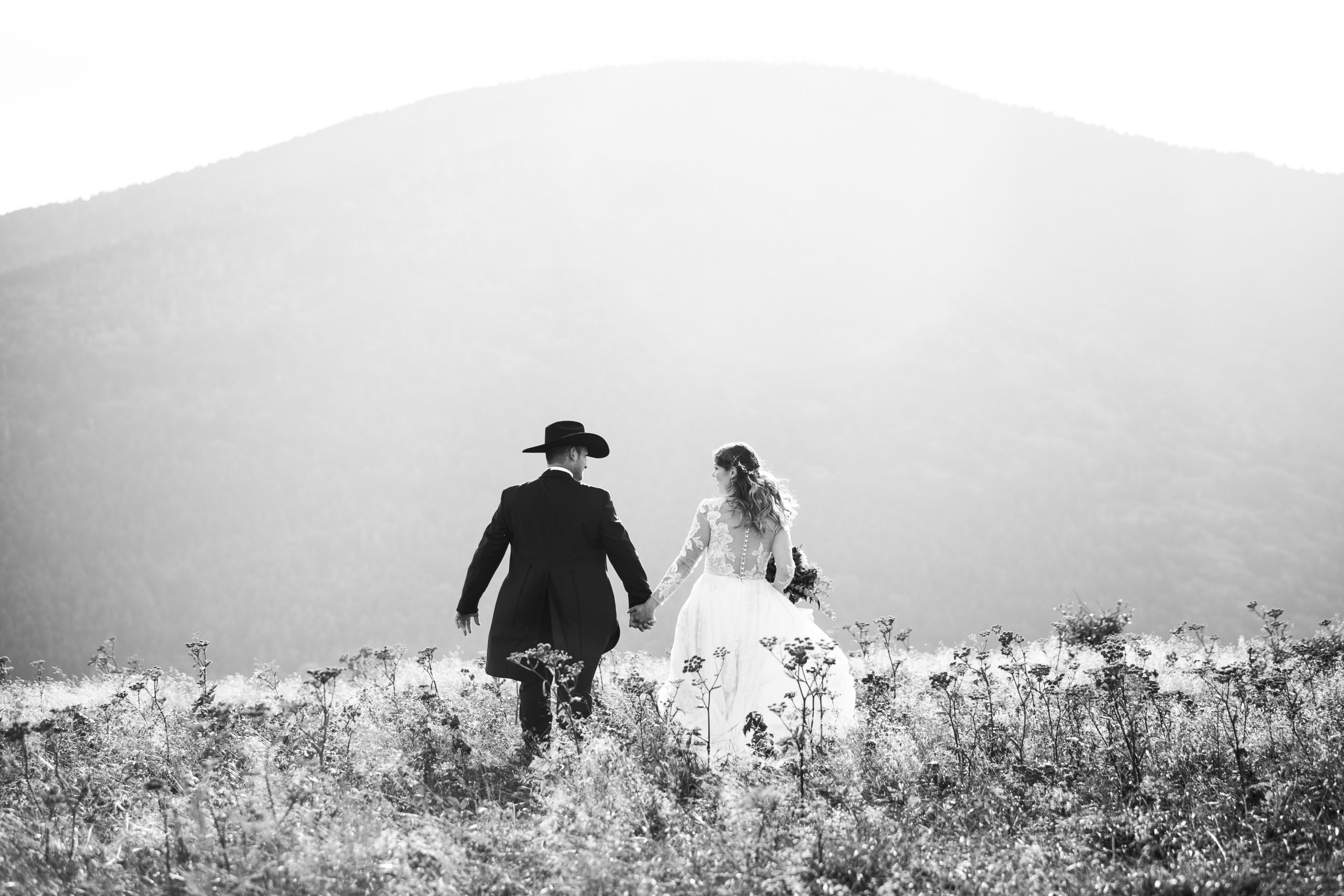 Run away and elope asheville ~ Elope Outdoors