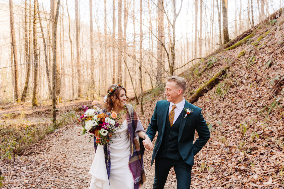 Eloping Tips from Outdoor Elopement Photographers ~ Elope Outdoors