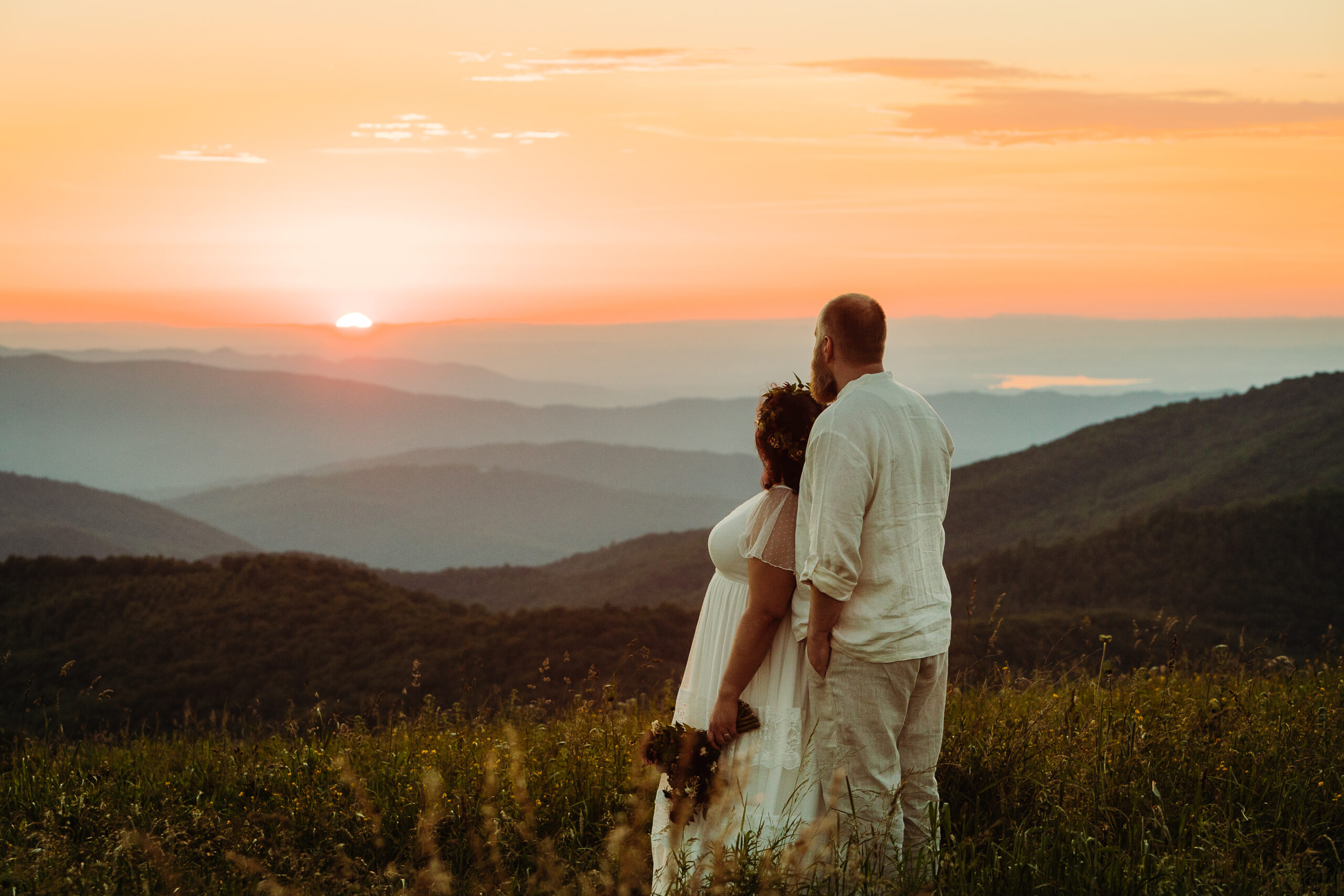 sunset elopement max patch nc ~ Elope Outdoors