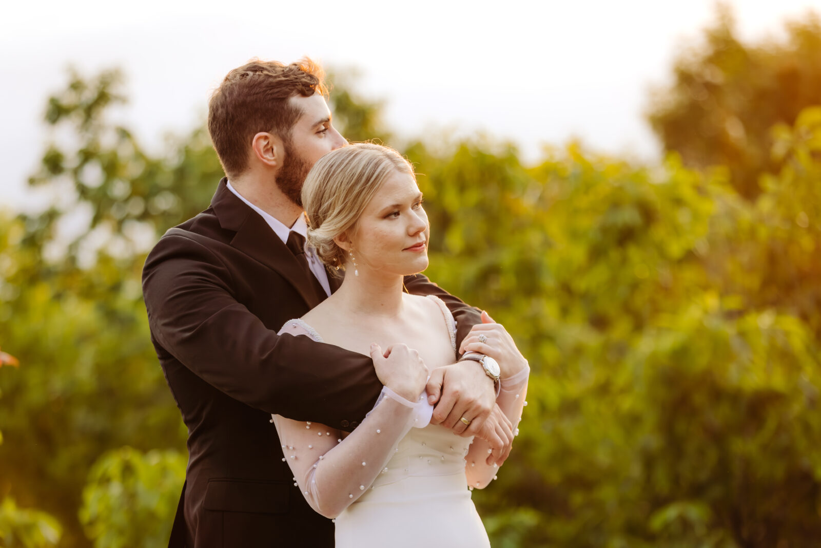 What to Expect when Eloping & What Makes it Different from a Big ...