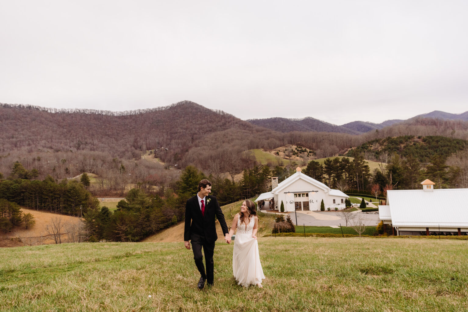 Our 2024 Winter Special Elopement Package ~ Elope Outdoors